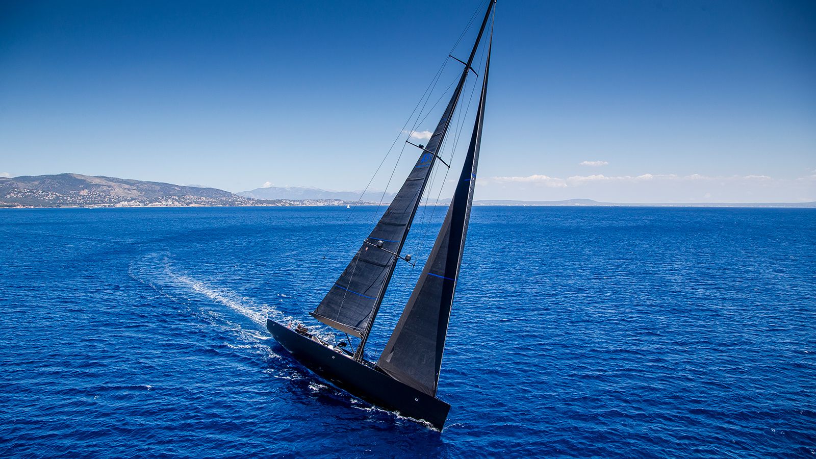 8 reasons why Angel’s Share is the perfect racing yacht